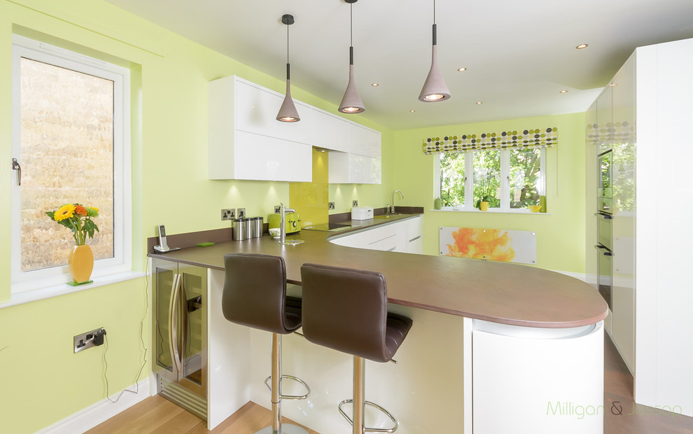 Metris Tomba High Gloss White - Contemporary - Kitchen - Manchester ...