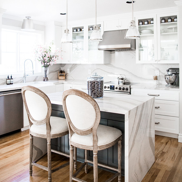 Mia Mia Mine's Luxury Kitchen + Bath - Traditional - Kitchen ...