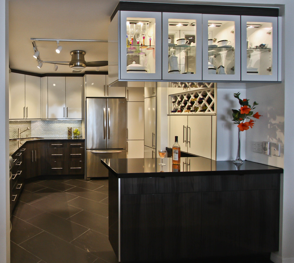 Miami Beach Kitchen - Modern - Kitchen - Miami - by My Perfect kitchen ...