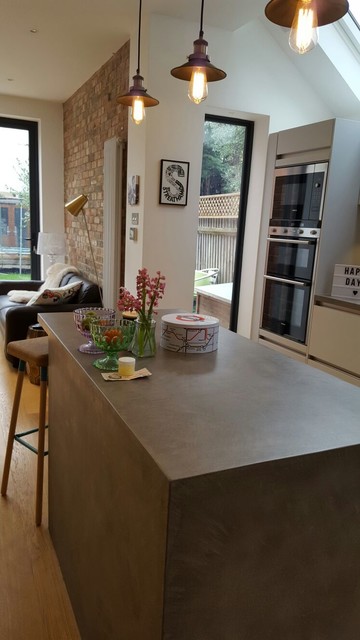 Microcement/Beton Cire Kitchen island - Contemporary - Kitchen - London ...