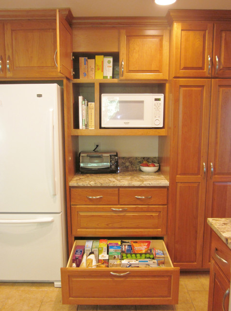 Microwave work area - Classique Chic - Cuisine - Seattle | Houzz