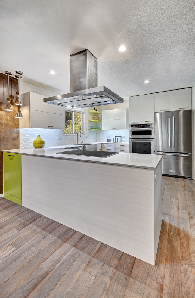 Mid-Century Chartreuse Charmer - Modern - Kitchen - Sacramento - by Nar ...