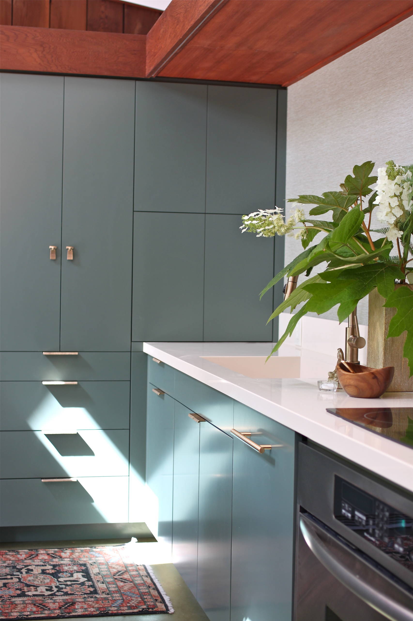 Stickybeak of the Week: Modern Kitchen Reno Honours Original Features ...