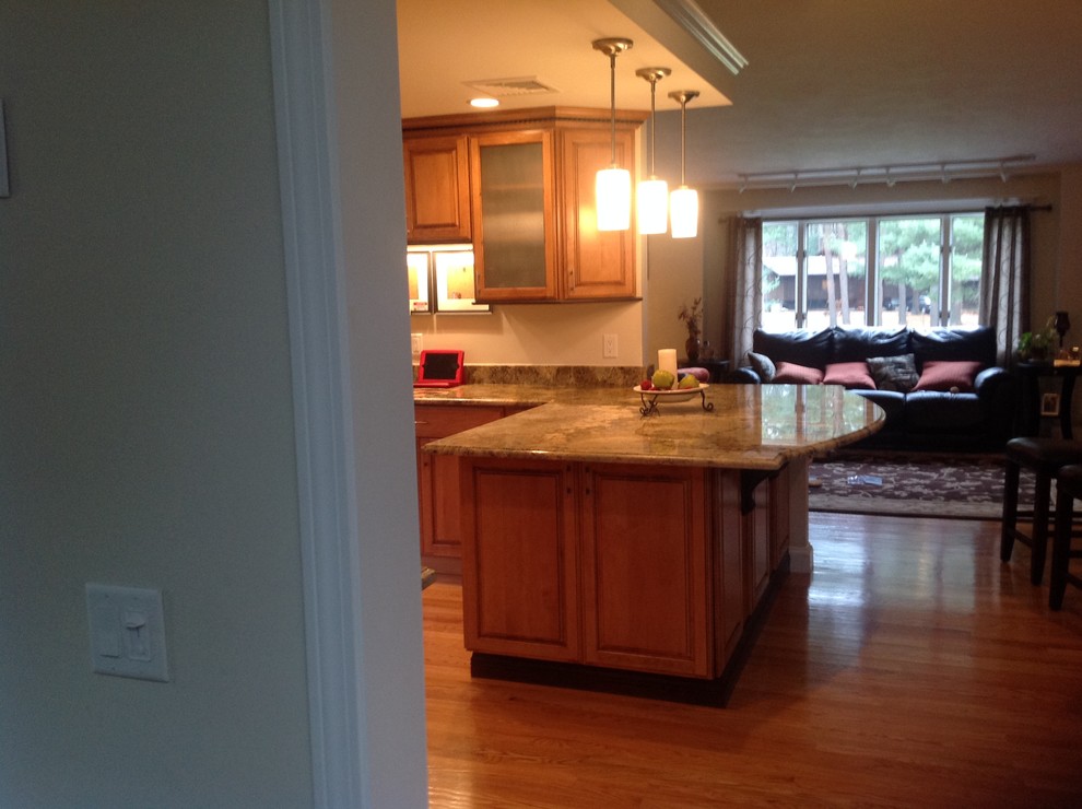 Middleton kitchen - Traditional - Kitchen - Boston - by Jennifer ...