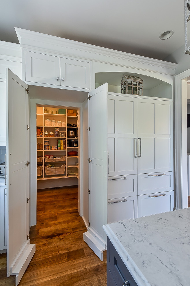 Midwestern Coastal- Burr Ridge - Transitional - Kitchen - Chicago - by ...