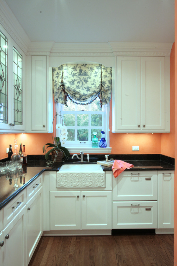 Midwestern Farmhouse - Traditional - Kitchen - Chicago - by 708 Studios ...