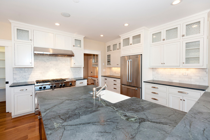 Mill Cabinet Shop - Traditional - Kitchen - Richmond - by Mill Cabinet ...