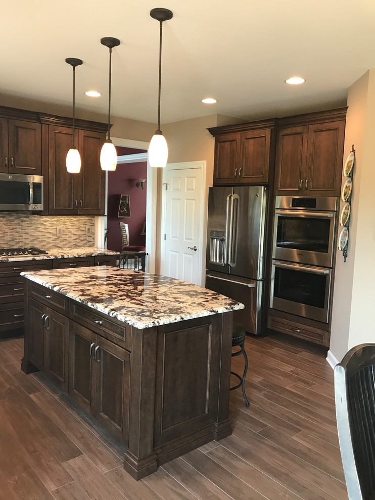Mill Creek Kitchen - Traditional - Kitchen - Chicago - by Whelan ...