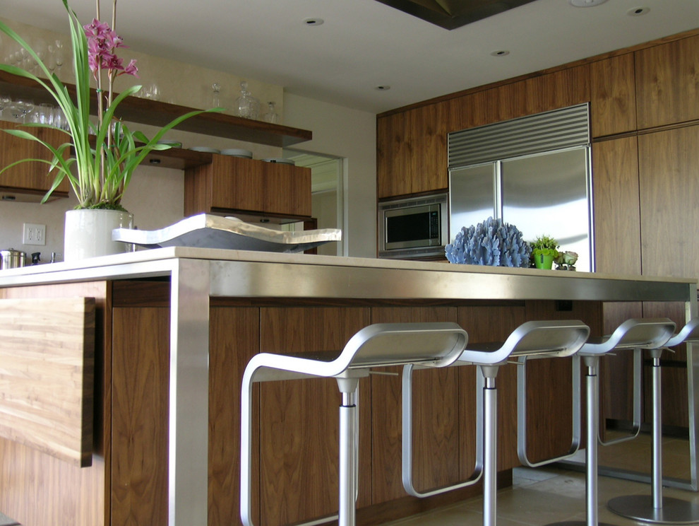 Millwork Makeover - Modern - Kitchen - Kansas City - by Poolehaus ...