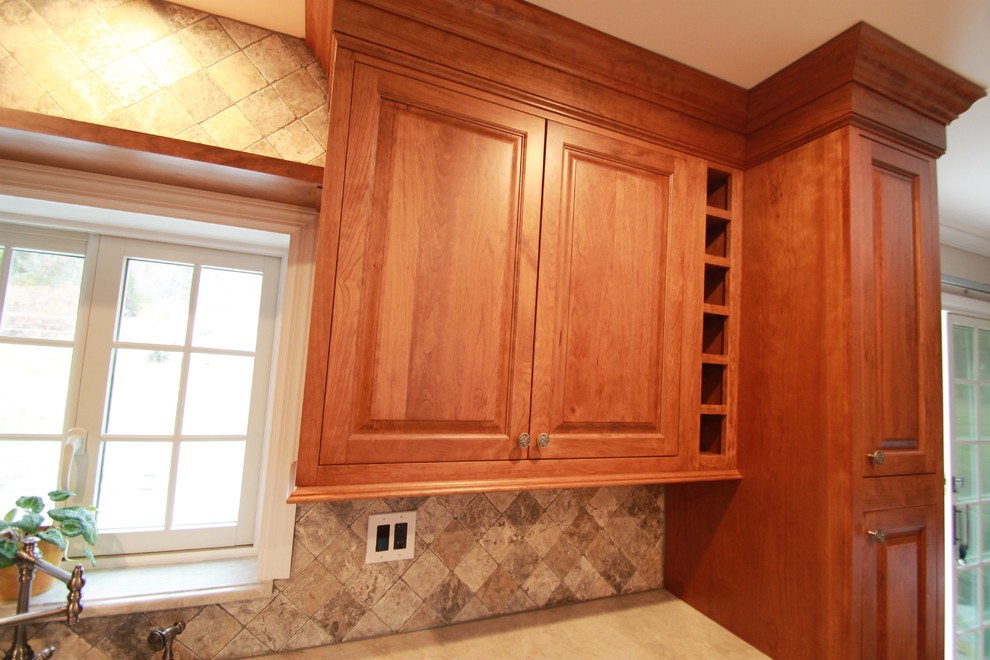 Mine Hill Bi-Level Kitchen Remodel - Traditional - Kitchen - New York ...