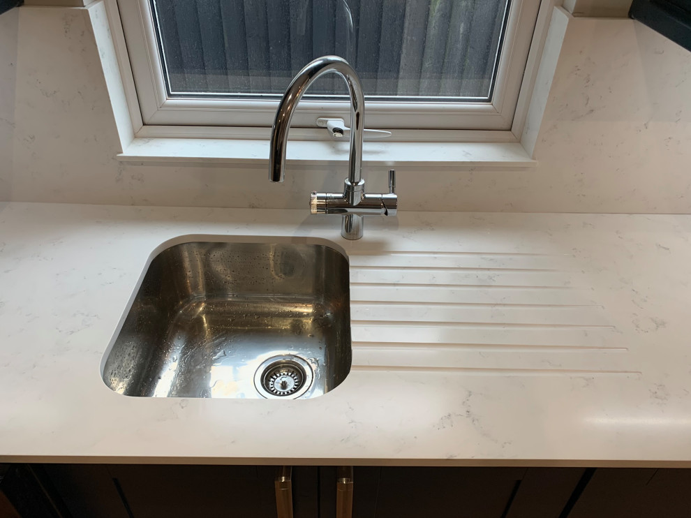 Mirostone Solid Surface Worktops and Splashbacks - Traditional ...
