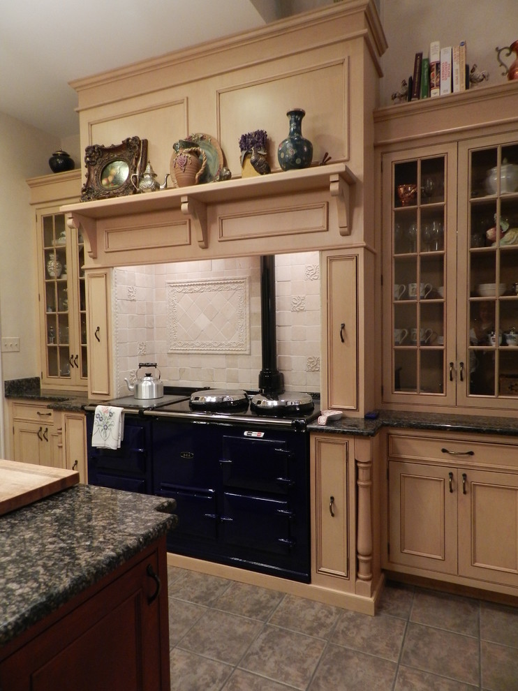 Mix of Traditional Colors - Traditional - Kitchen - Chicago - by Cheryl ...