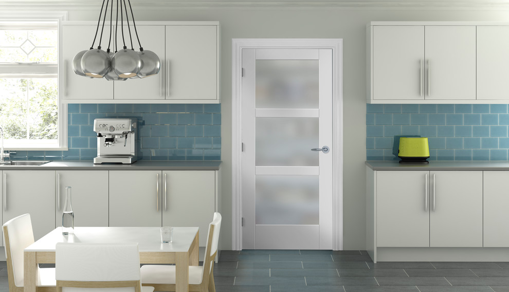 Moda Pantry Kitchen Door - Kitchen - by JELD-WEN Windows and Doors | Houzz