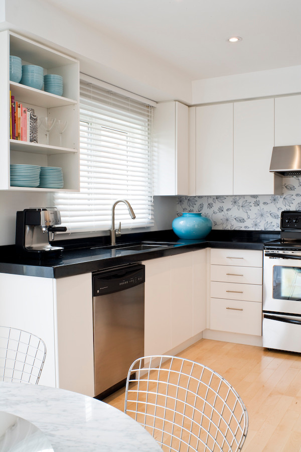 Model Home - Modern - Stouffville - Kitchen - Toronto - by Toronto ...