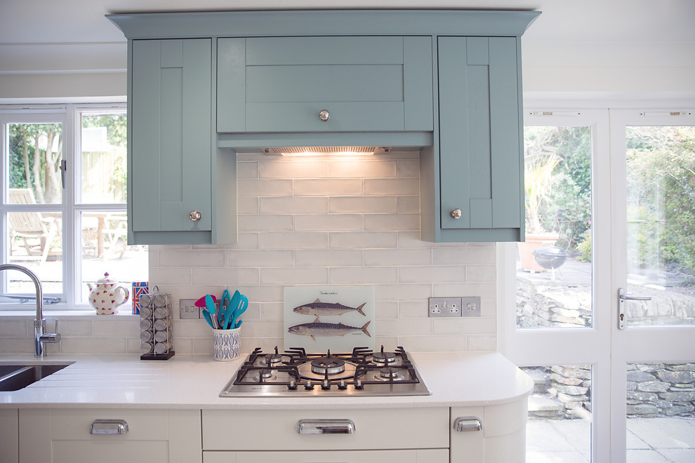 Modern Beach House Shaker - Traditional - Kitchen - Cornwall - by Duchy ...