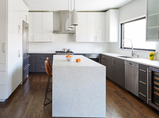 Modern Clean Line Kitchen - Contemporary - Kitchen - Chicago - by ...