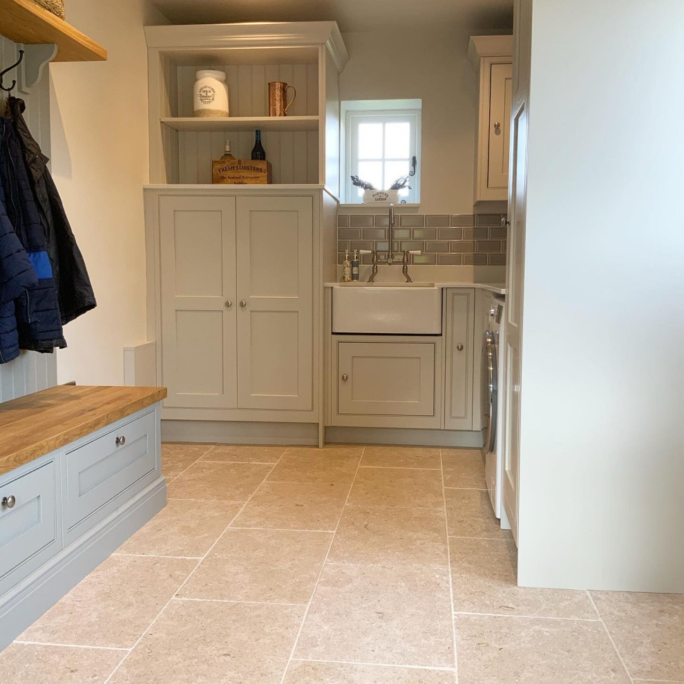 Modern-country style utility/boot room - Traditional - Kitchen ...