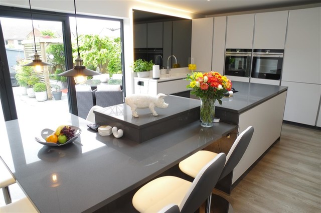 Modern Design in Light Grey - Modern - Kitchen - Kent - by PTC Kitchens ...