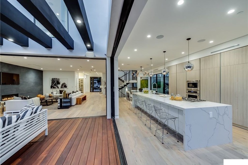modern design in Woodruff LA kitchen - Modern - Kitchen - Los Angeles ...
