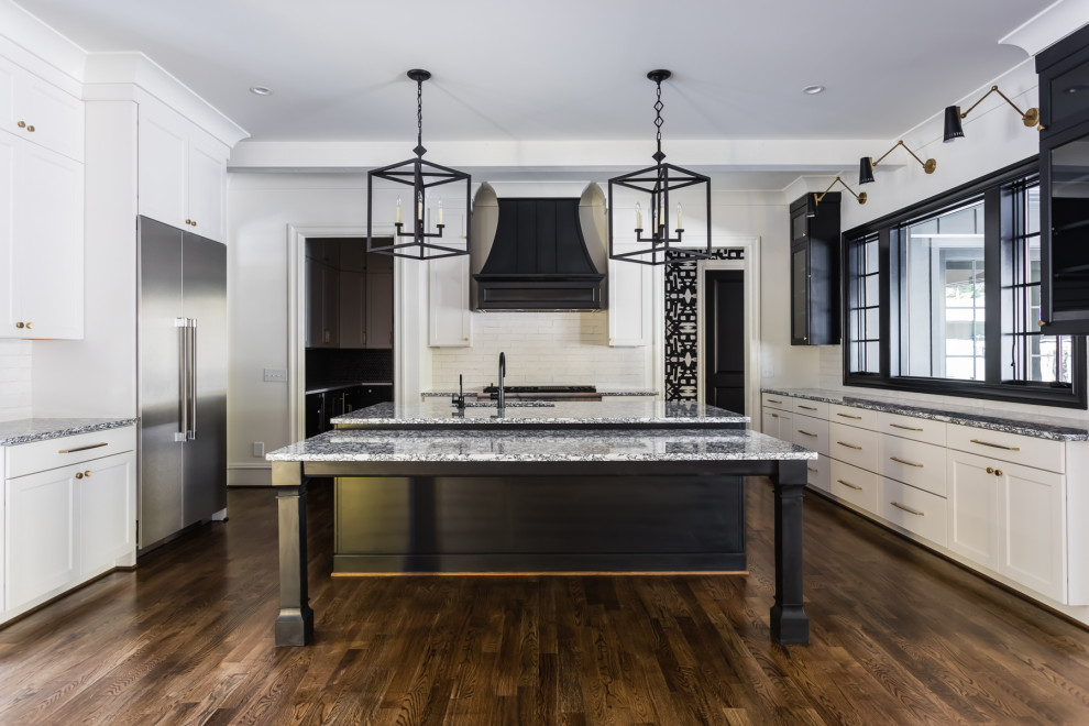 Modern Farmhouse - Farmhouse - Kitchen - Raleigh - by Frazier Home Design | Houzz