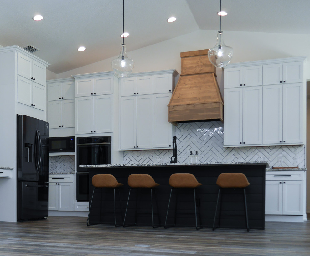 Modern Farmhouse Kitchen - Farmhouse - Kitchen - Tampa - by Jared ...