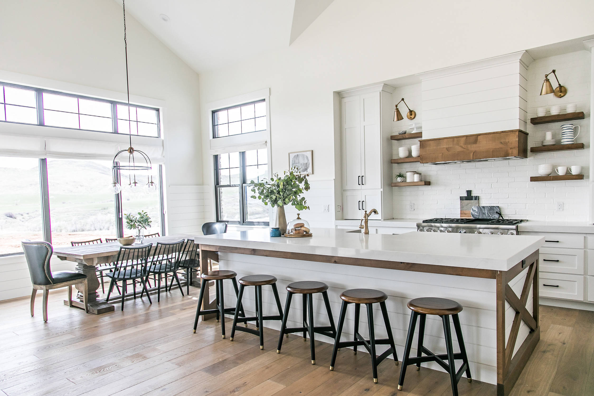 12 Welcoming Homes Bring Farmhouse Touches to Modern Life