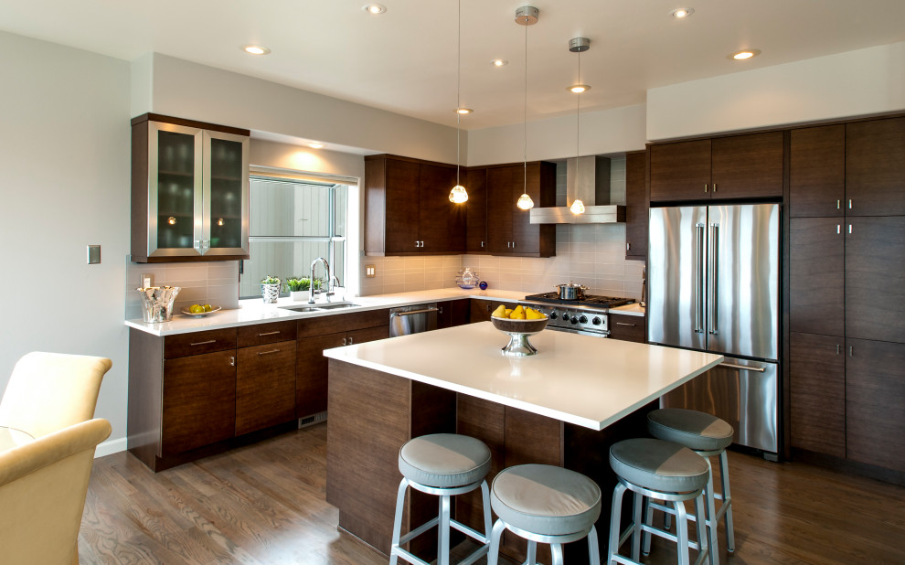 Modern Federal Way Home - Modern - Kitchen - Seattle - by Candace ...