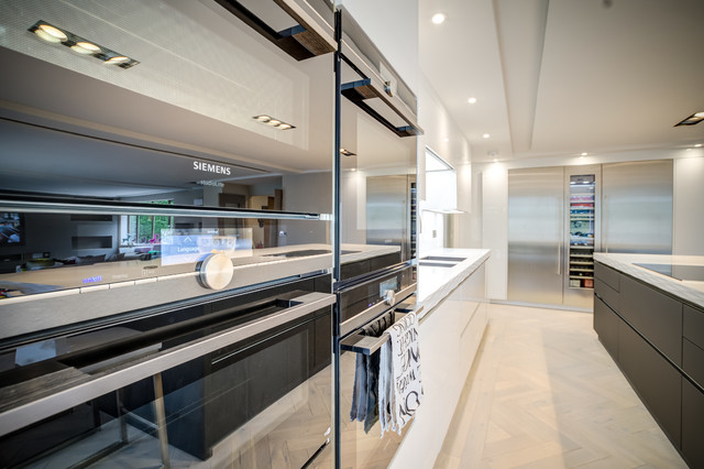 Modern, Integrated, Open Plan Kitchen with Texture - Modern - Kitchen ...