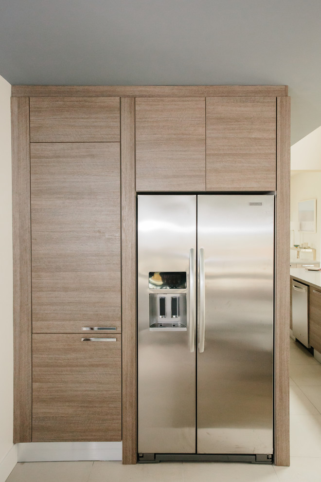 Modern Kitchen & Bath in Sierra Madre - Contemporary - Kitchen - Los ...