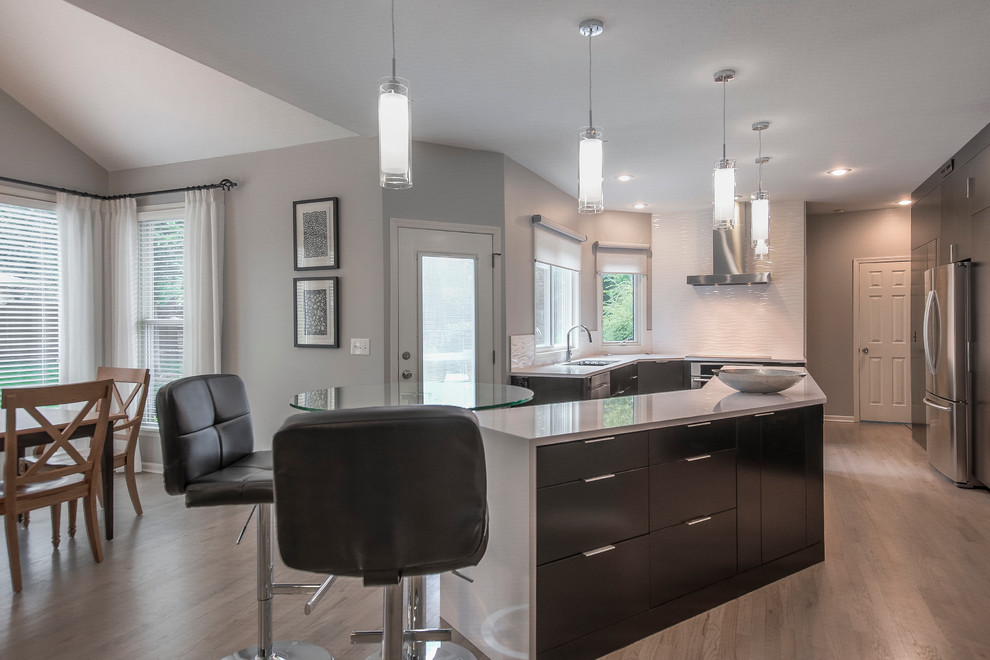 Modern Kitchen - Modern - Kitchen - Kansas City - by Assemble-Install ...