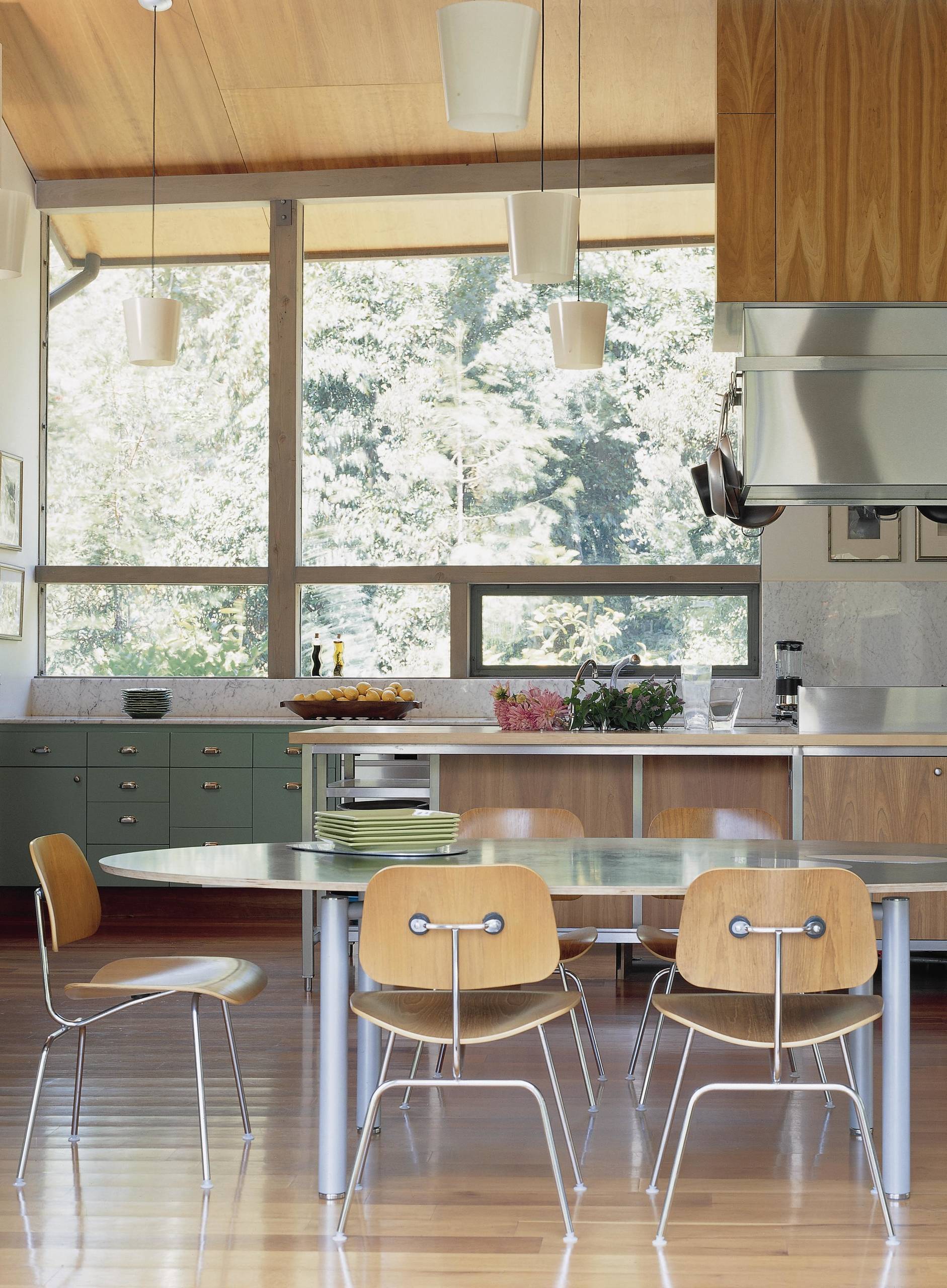 Let There Be Light! Kitchen Window Ideas