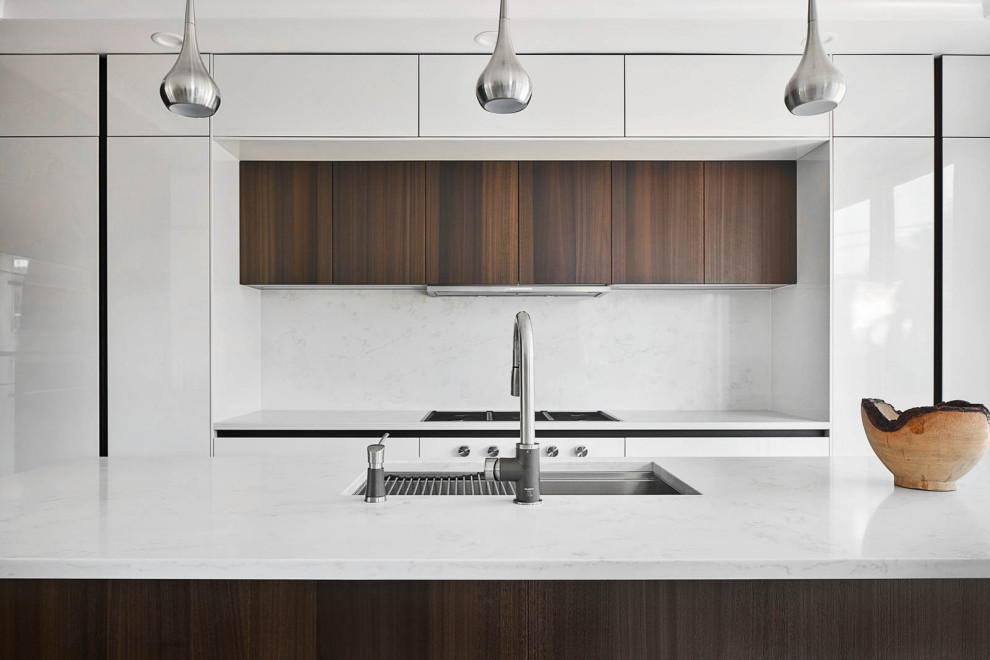 Modern kitchen in Manhattan Beach, Brooklyn - Modern - Kitchen - New ...