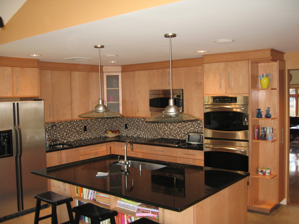 Modern Kitchen Maple - Kitchen - New York - by Millwork Designs Corp ...
