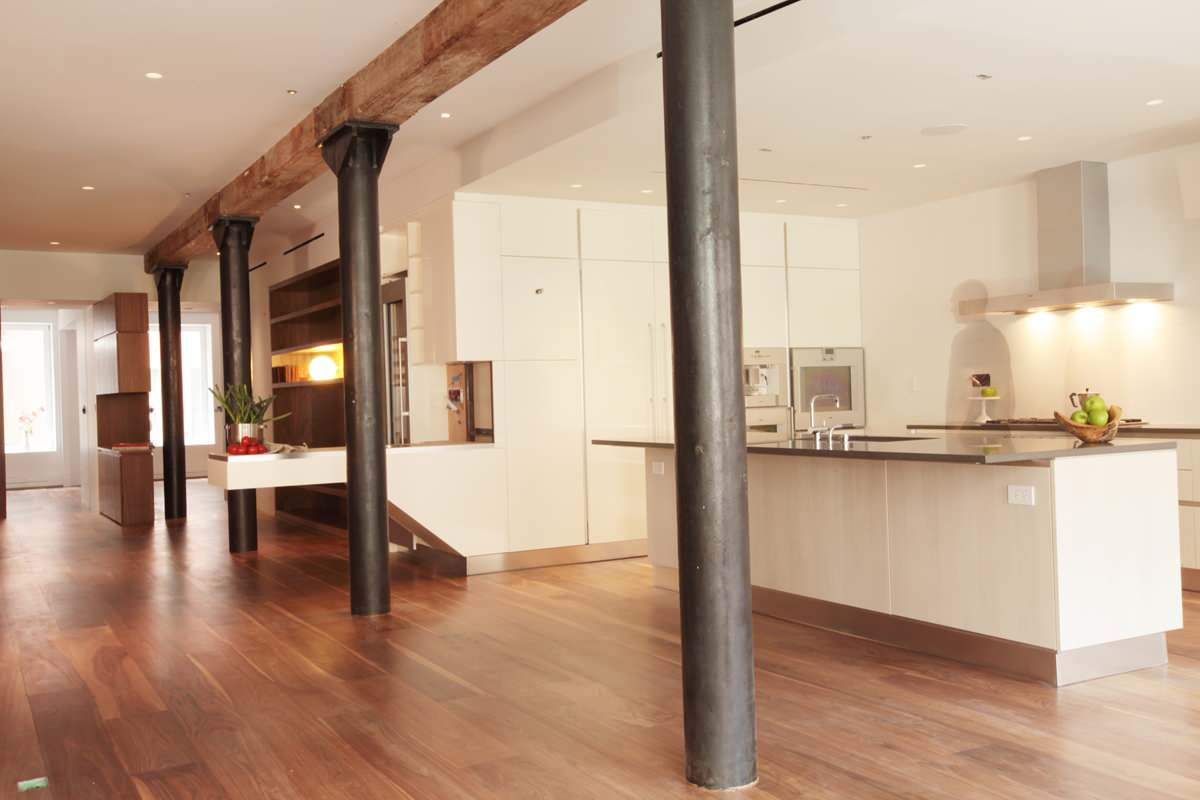 18 Nifty Ideas to Dress Up Those Must-Stay Columns