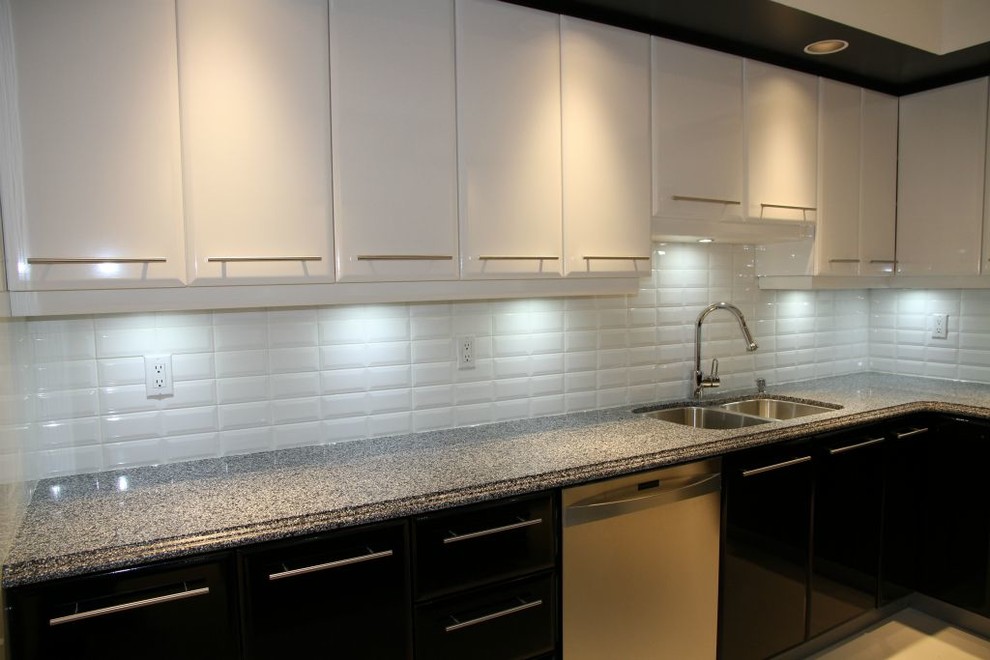 Modern Kitchen - Modern - Kitchen - Toronto - by Eluma Interiors | Houzz