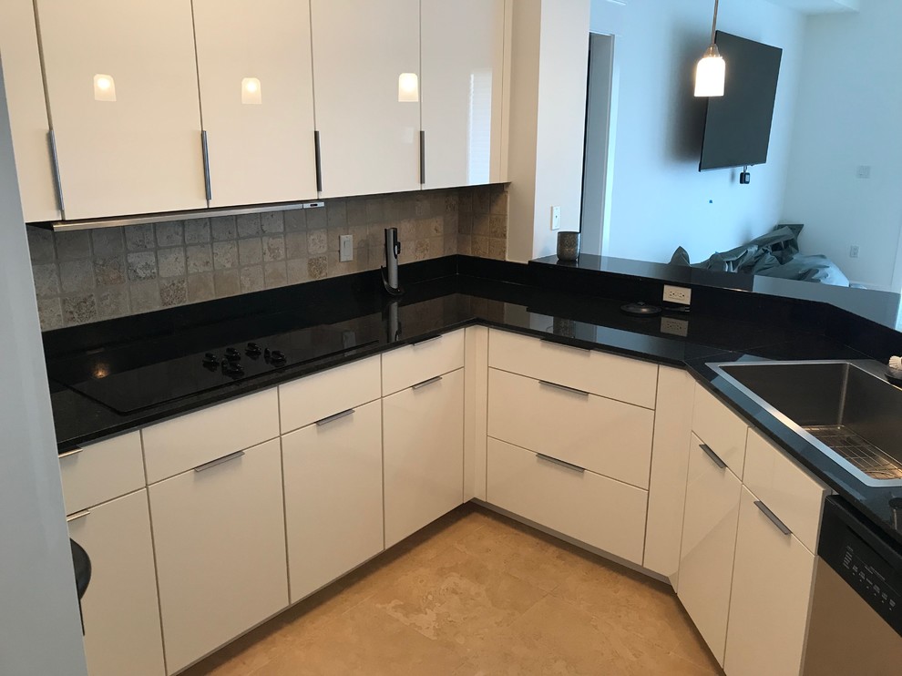 Modern Kitchen Remodel Done With High Gloss Acrylic Doors - Modern ...
