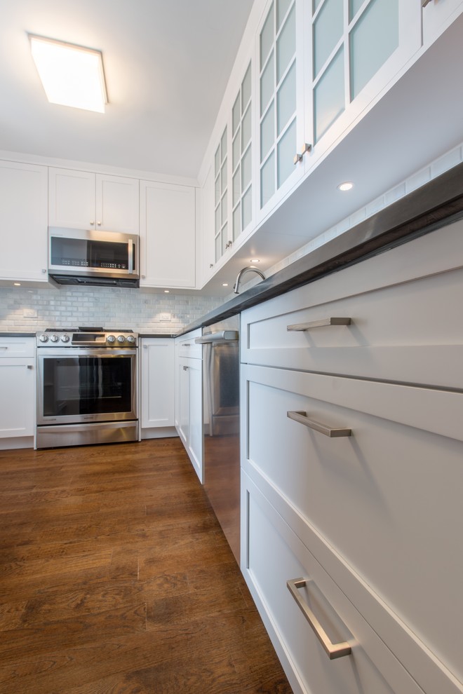 Modern Kitchen Renovation - Modern - Kitchen - New York - by Eastside ...