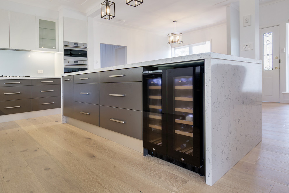 Modern Kitchen with Lyra Silestone Benchtops - Modern - Kitchen ...