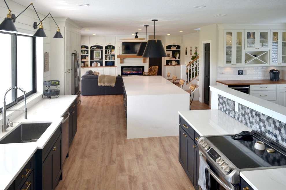 Modern Kitchen with Massive Island - Modern - Kitchen - Atlanta - by ...