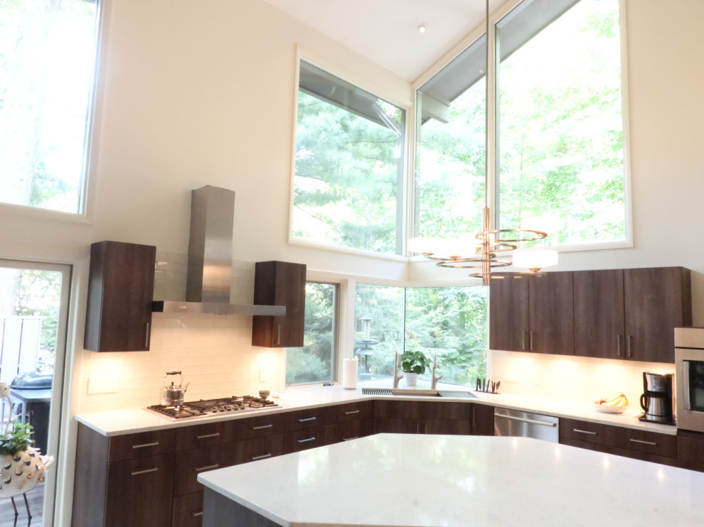 Modern kitchen with touch shade of tradition - Modern - Kitchen ...