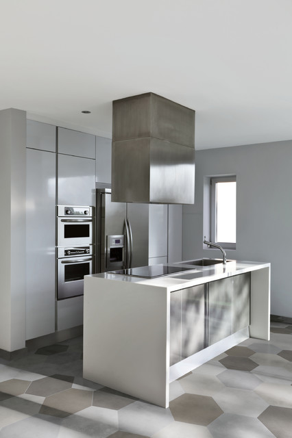 Modern Kitchens - Modern - Kitchen - Dallas - by Daltile | Houzz UK