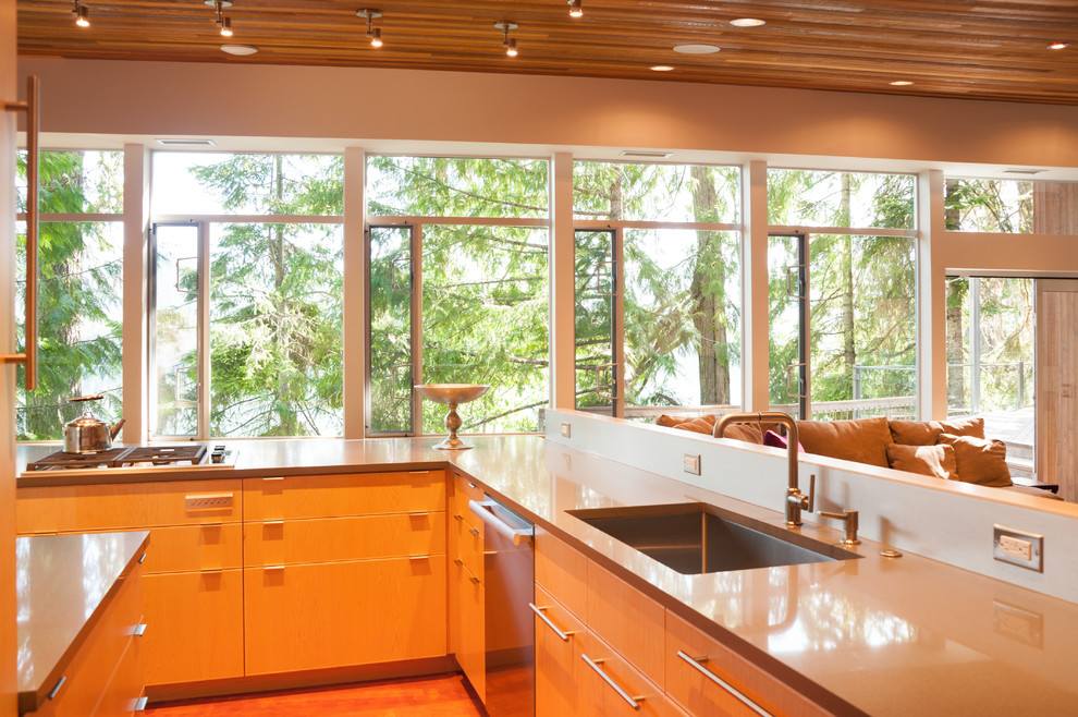 Modern Lake Wenatchee - Modern - Kitchen - Seattle - by Timberwood ...