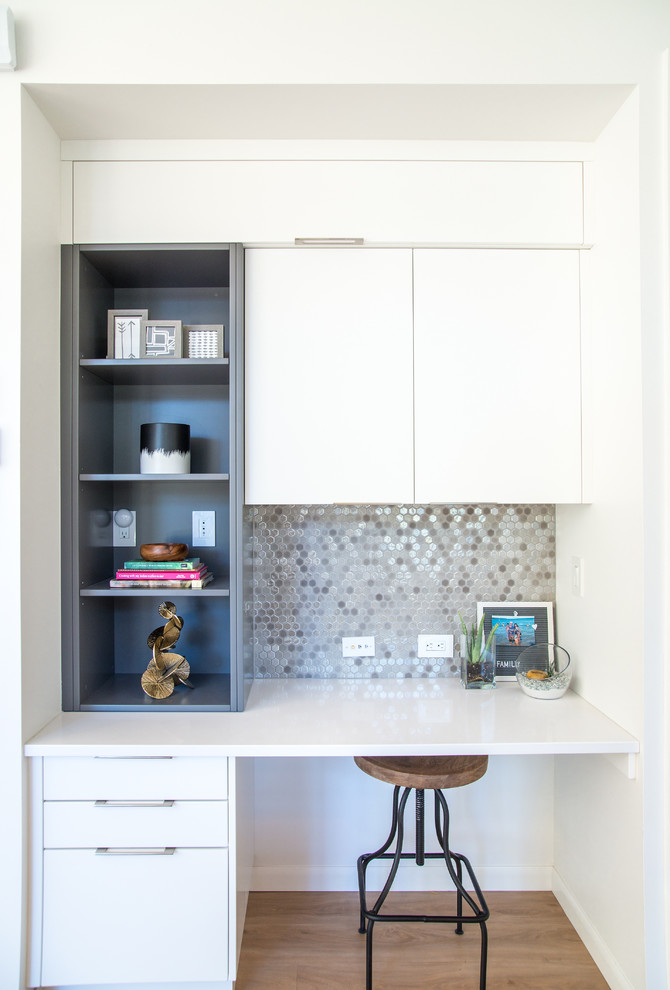 Modern Luxury - Contemporary - Kitchen - Edmonton - by Redl World Class ...