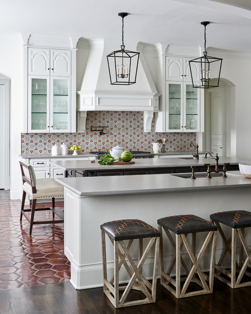 30+ Spanish Tile Backsplash ( UNIQUE & VIBRANT ) - Tile Designs