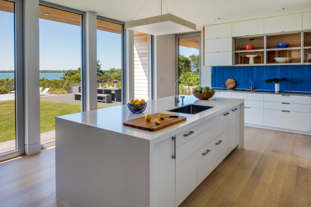 Modern Oceanside Retreat - Kitchen - Boston - by Eleven Interiors | Houzz