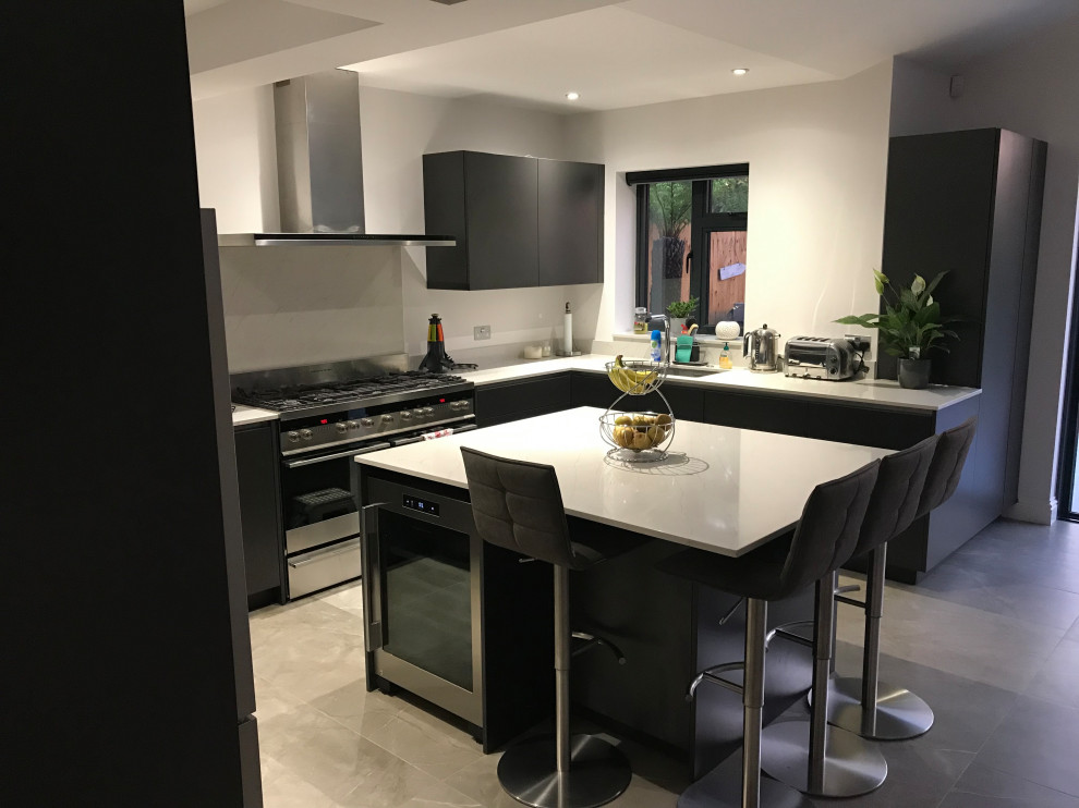 Modern, Sleek Kitchen Design - Modern - Kitchen - London - by SCHMIDT ...