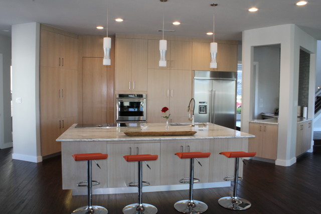 Modern White Oak Kitchen Cabinets - Modern - Kitchen - Dallas - by ...