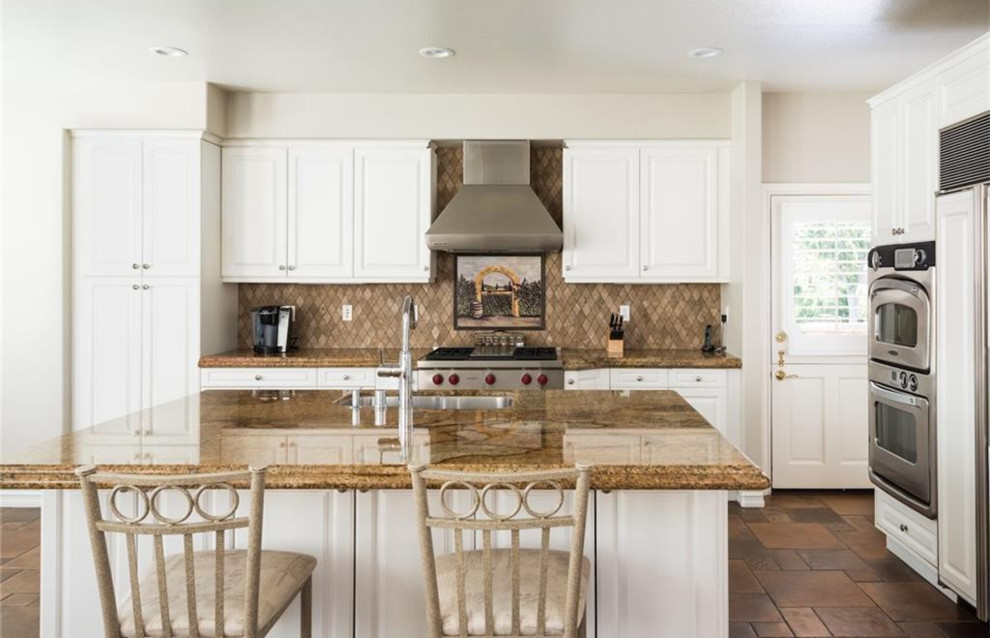 Modified white shaker/ Irvine - Classique Chic - Cuisine - Los Angeles ...