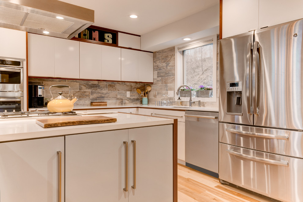 Mom's Kitchen - Modern - Kitchen - Los Angeles - by Reliance Design ...