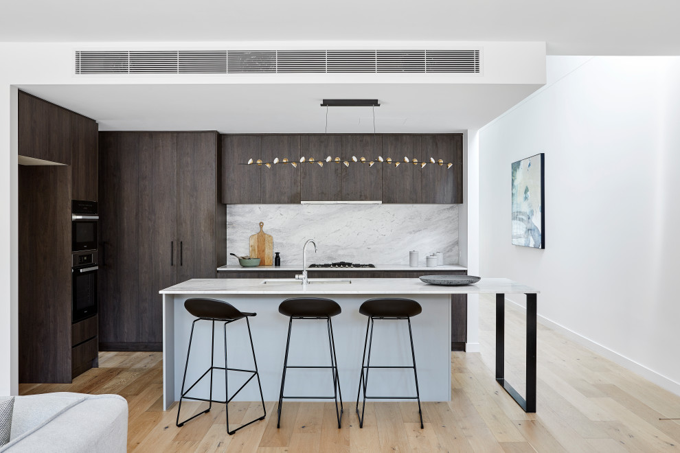 Mont Albert - Modern - Kitchen - Melbourne - by Finney Construction | Houzz